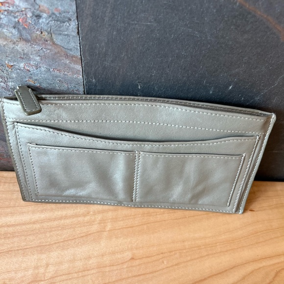 latico | Bags | Latico Wallet Nwot Metallic Grey Sheen 9x45main Flower ...